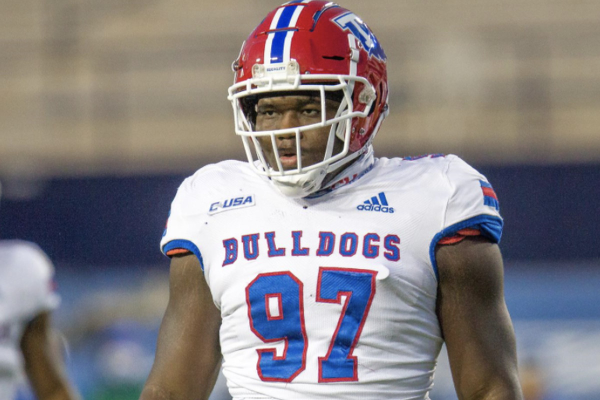 Milton Williams Scouting Report – Front Office Scouting